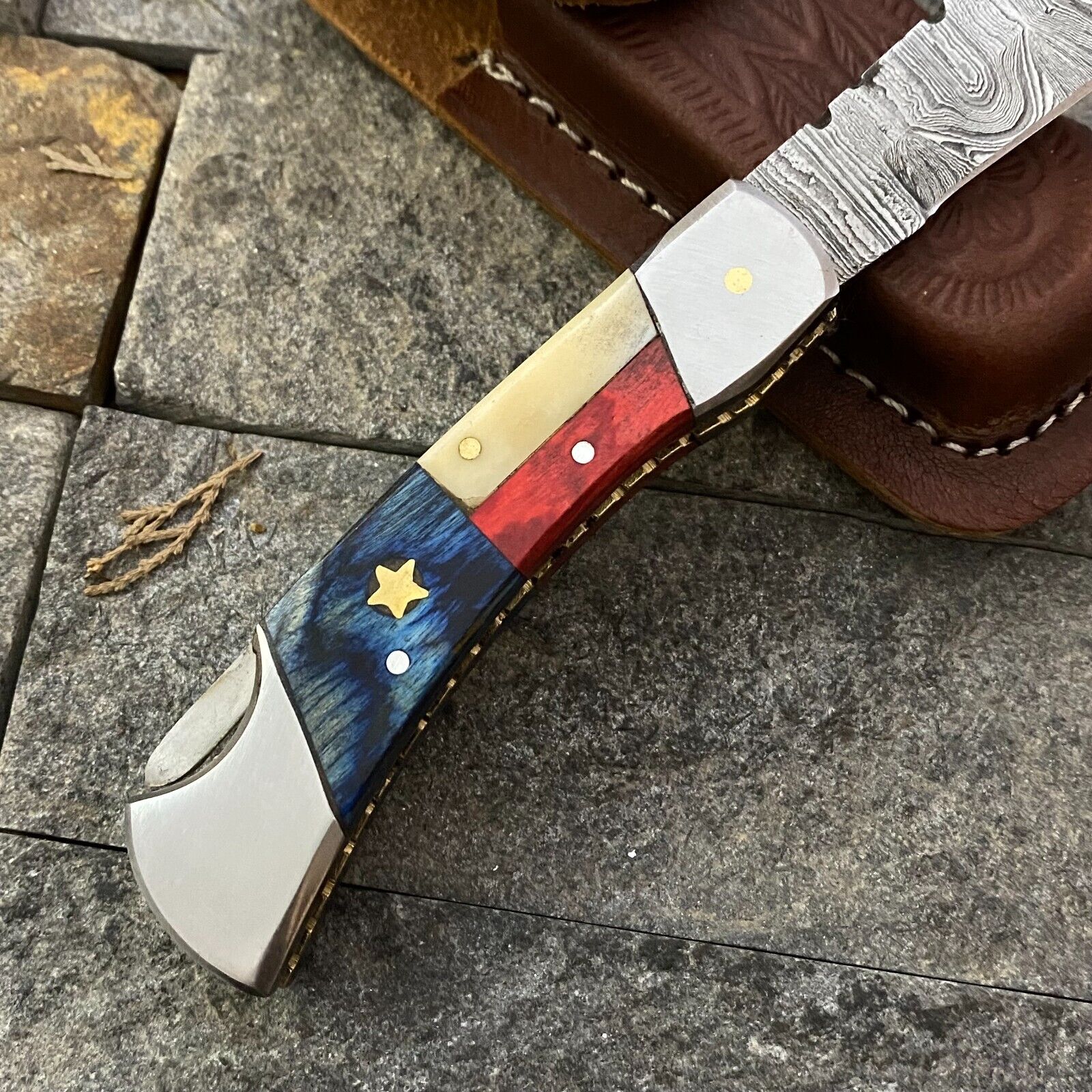 Damascus_steel_pocket_knife_with_Texas_flag_handle_and_leather_sheath ...